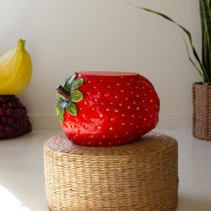 Strawberry Accent Stool – Paraíso Plant Studio
